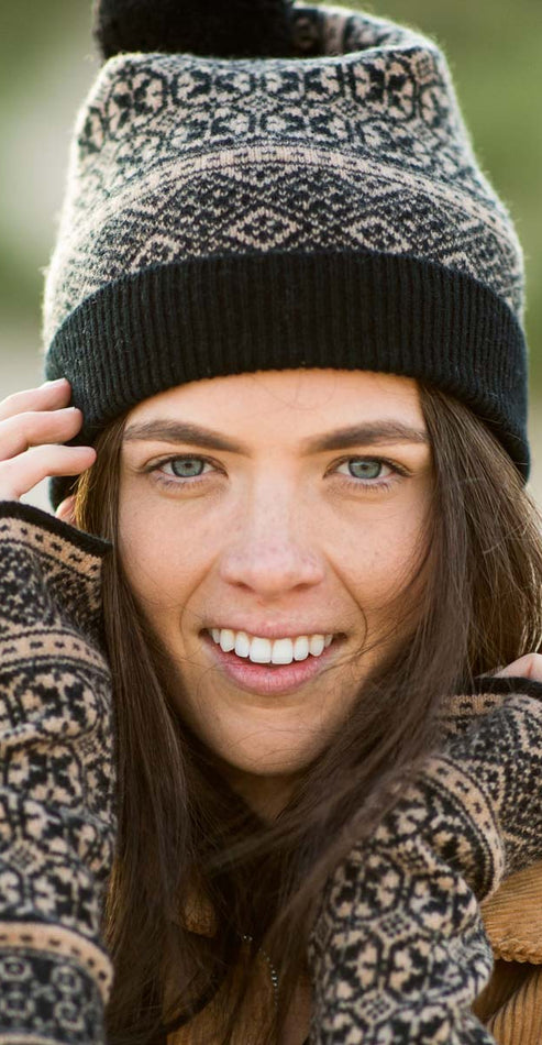 Soft Scottish Lambswool Fair isle Ski hat in black and camel – The ...